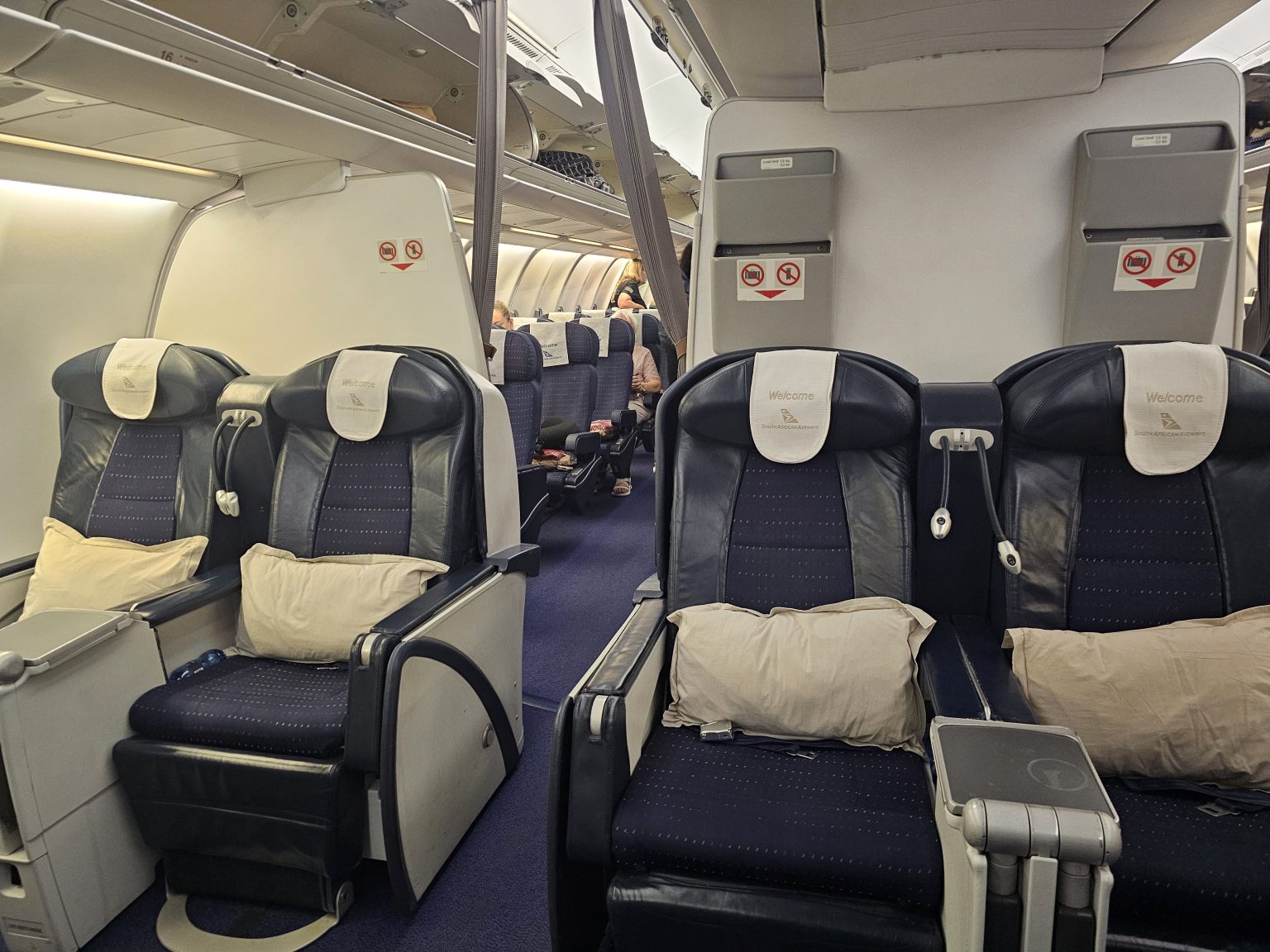 Flight Review: South African Airways SA281 from Perth to Johannesburg ...